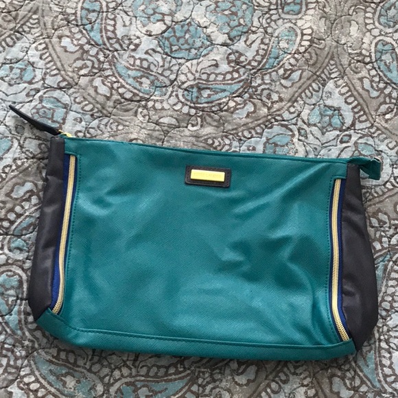 Estee Lauder | Bags | Este Lauder Cosmetic Bag | Poshmark